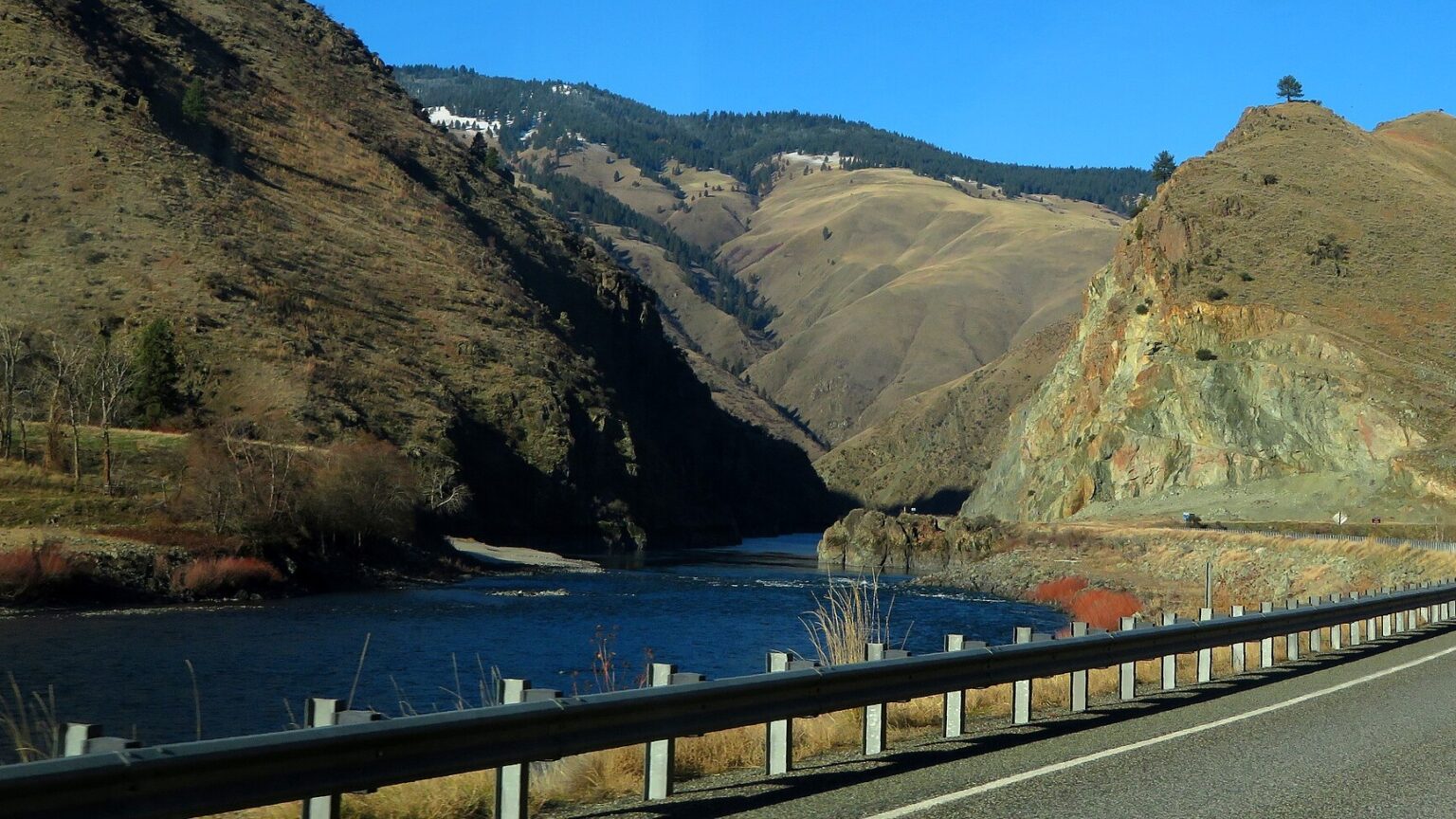 13 Incredible Facts About Hell's Canyon, The Deepest River Gorge in The ...