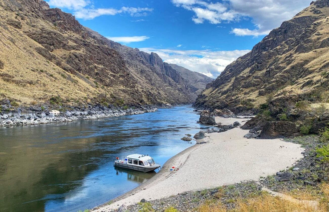 13 Incredible Facts About Hell's Canyon, The Deepest River Gorge in The ...